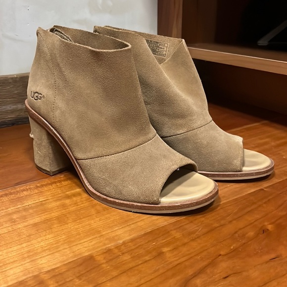 UGG | Shoes | Ugg Peep Toe Bootie | Poshmark